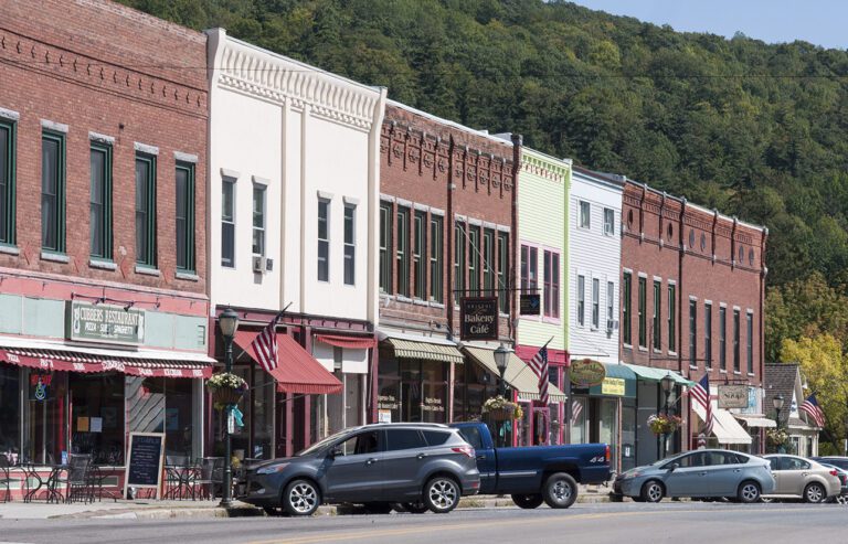 Bristol Park Dental in Bristol, Vermont | Crafting Beautiful Smiles